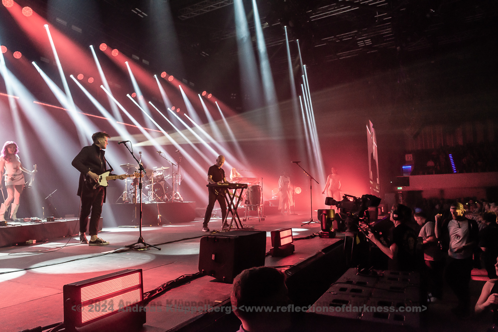 Reflections of Darkness - Music Magazine - Live Review: Moby ...