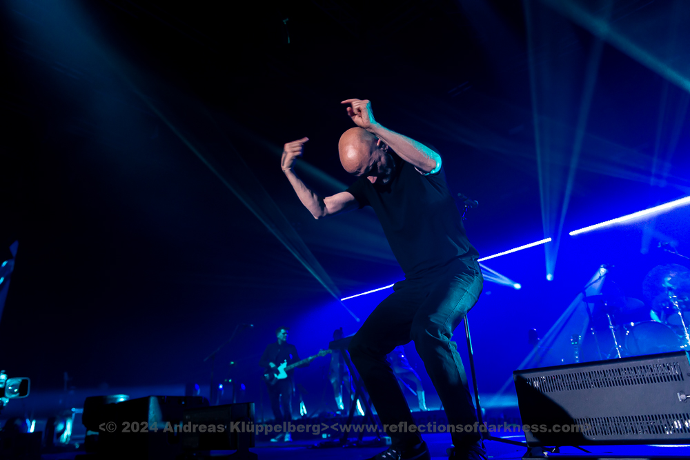 Reflections of Darkness - Music Magazine - Live Review: Moby ...