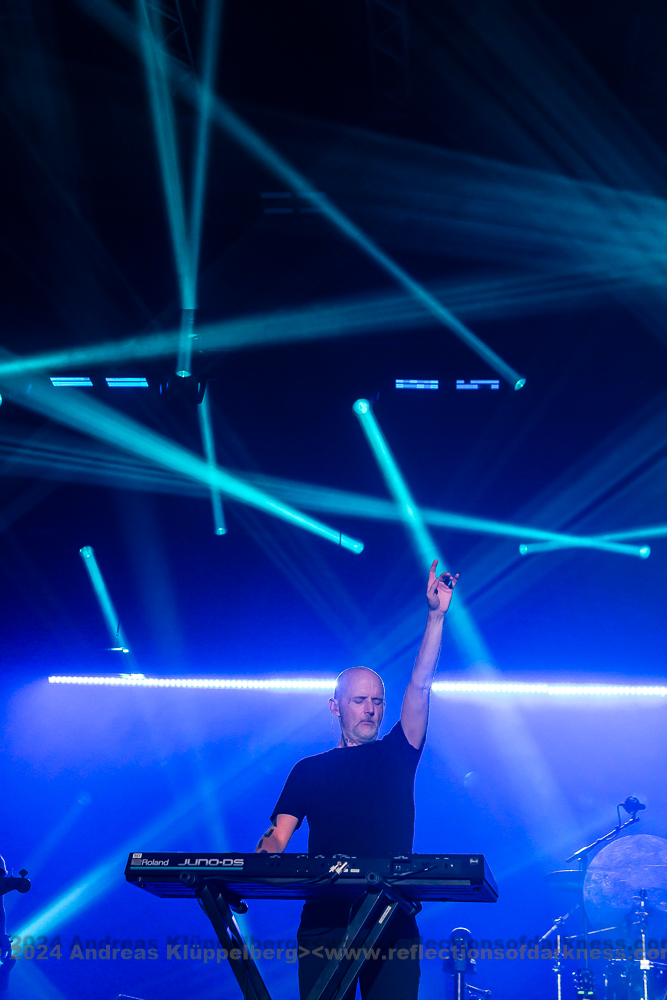 Reflections of Darkness - Music Magazine - Live Review: Moby ...